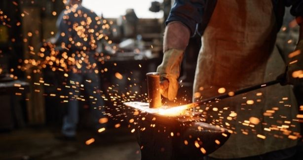 A Comparison of the Common Metals Used in Blacksmithing ...